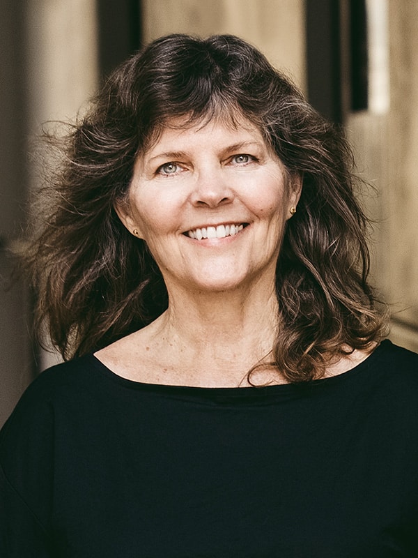 Toni Floyd - Hayes Commercial Group - Santa Barbara Commercial Real Estate